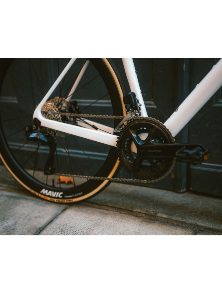 Vélo route Adris L’ENDURANCE 105 DI2 12V